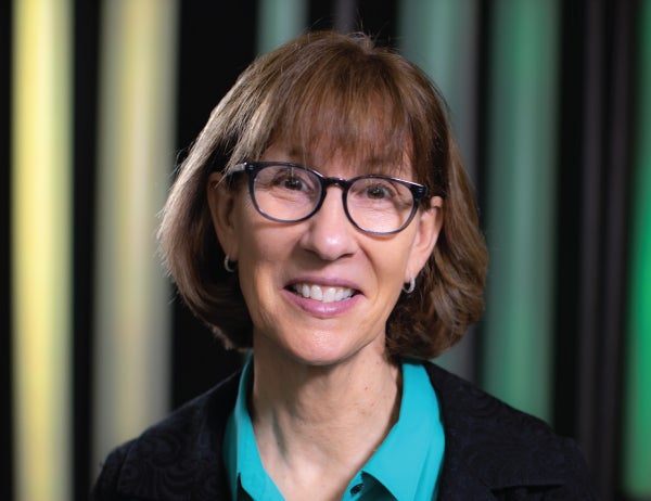 Honoring a Woman of Influence | Lundquist College of Business