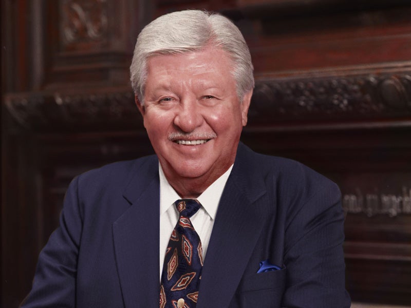 Namesake | Lundquist College of Business